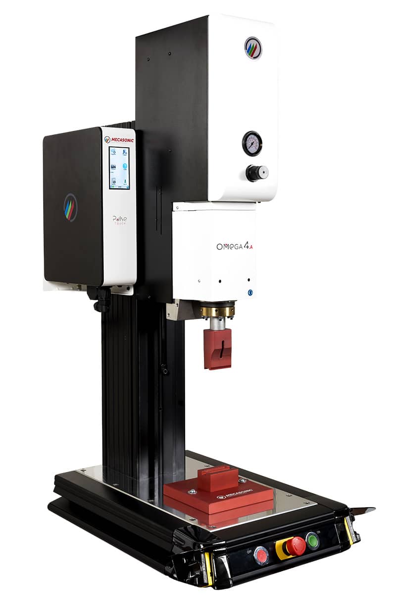 Omega 4 A, the ultrasonic welding device to weld thermoplastics parts